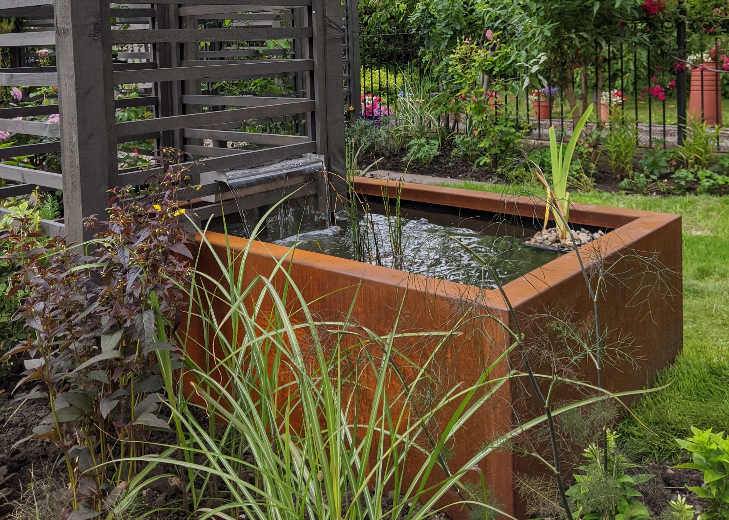 Corten Steel Garden Products · Superb Designs · UK Delivery